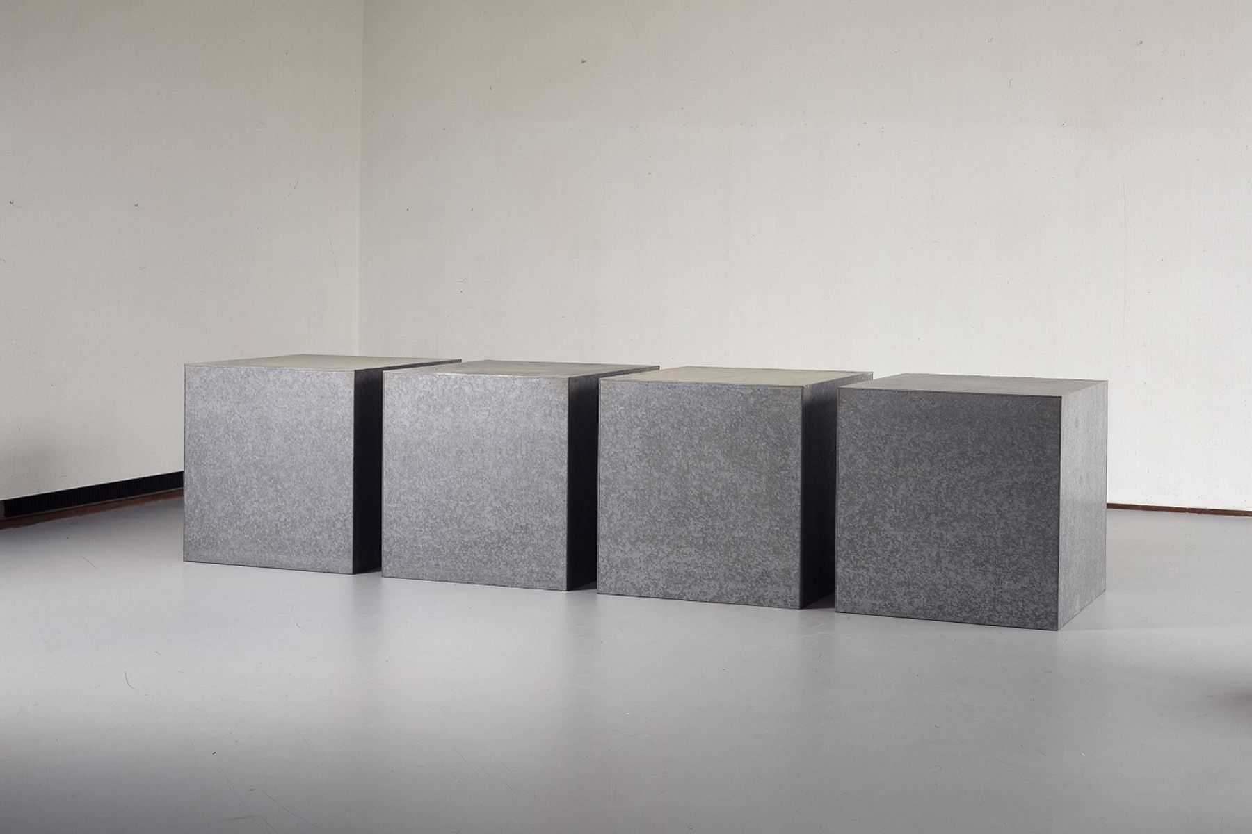 Minimalism in Art: The Complete Guide to its History, Techniques, and ...