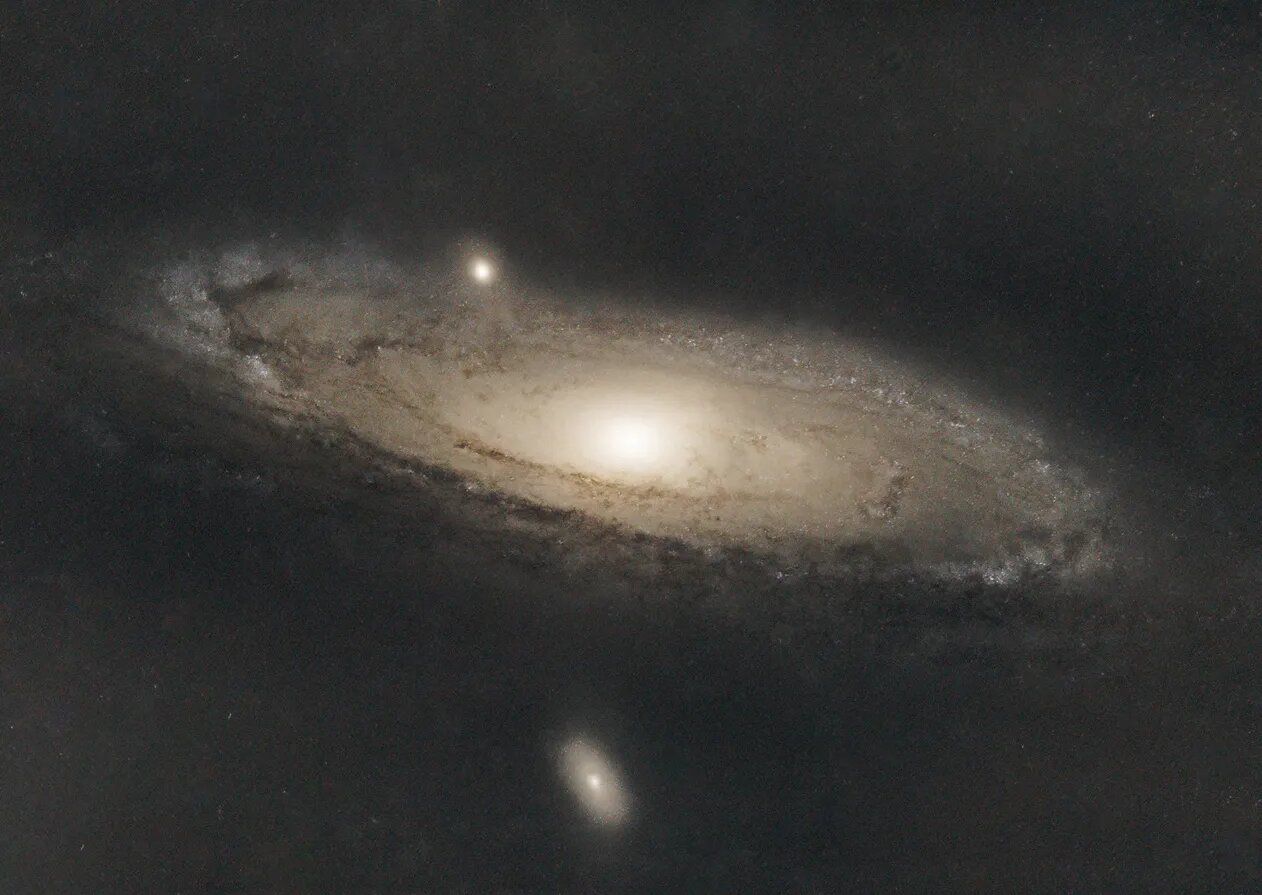 6 Artists and Their Interest in Outer Space | The Artling