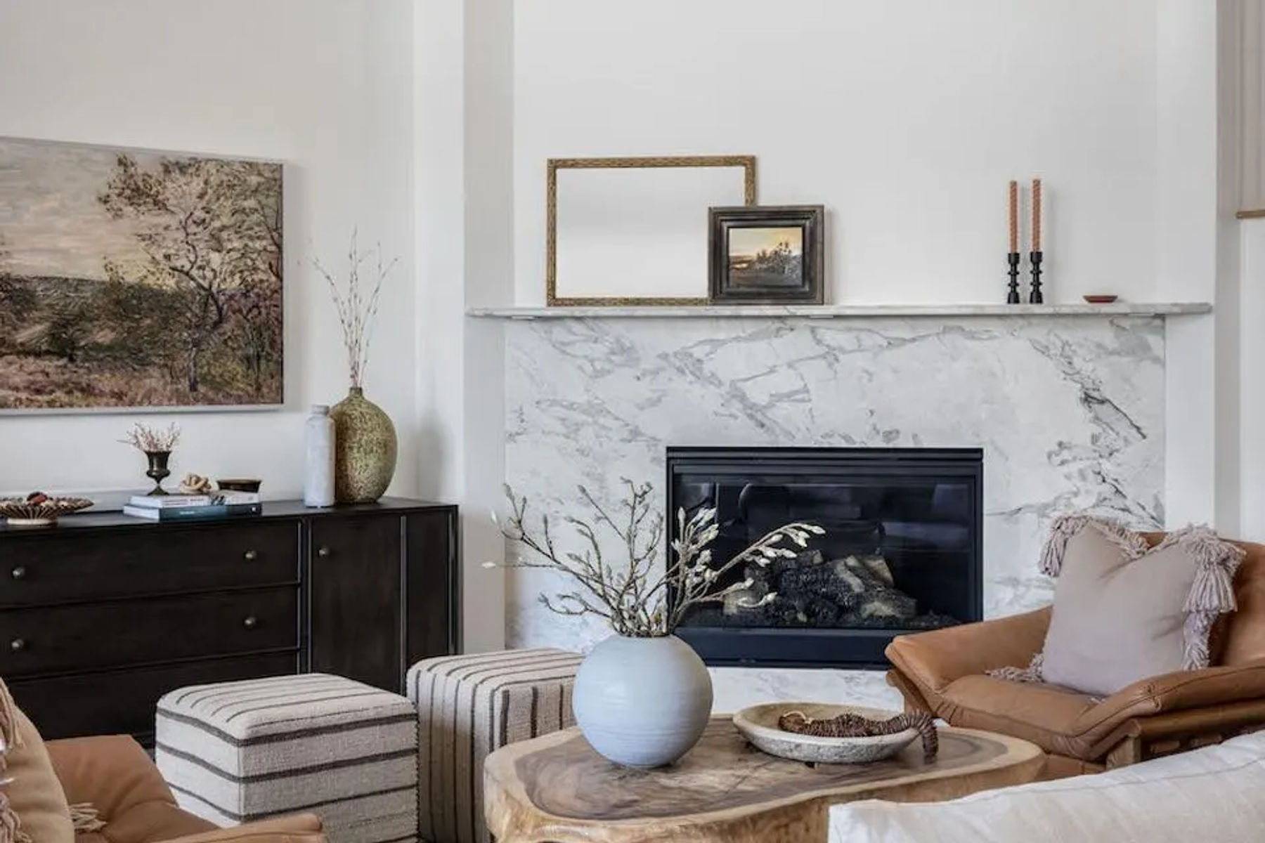Selecting the Perfect Contemporary Art Style for Your Interior Design ...