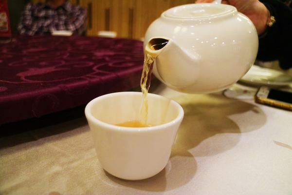 Spill the Tea: 7 Reasons Gossip Creates a Mess You Don’t Want