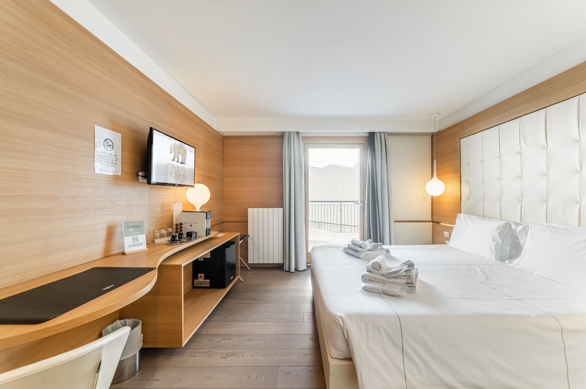 Hotiday Room Collection Cervinia - Best Price Guaranteed - Hotiday