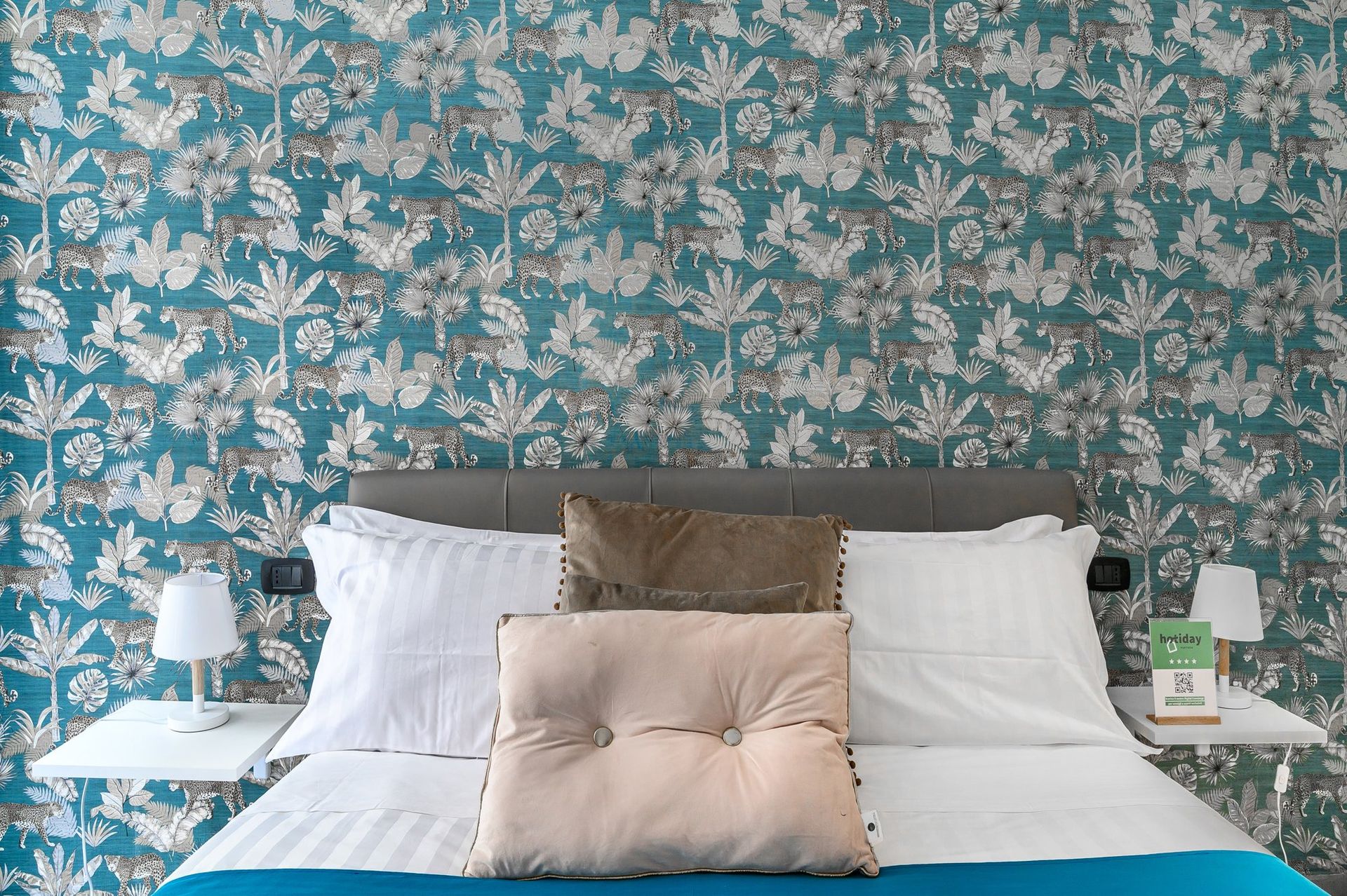 Hotiday Napoli Sant'Arcangelo - Sito Ufficiale | 10% sconto - Hotiday