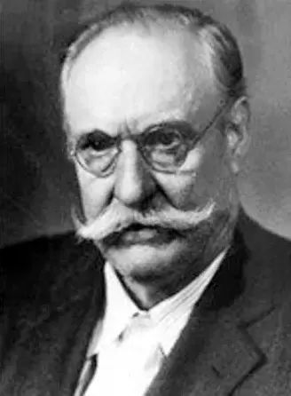 Jack Daniels Distillery: The Legacy of an American Icon