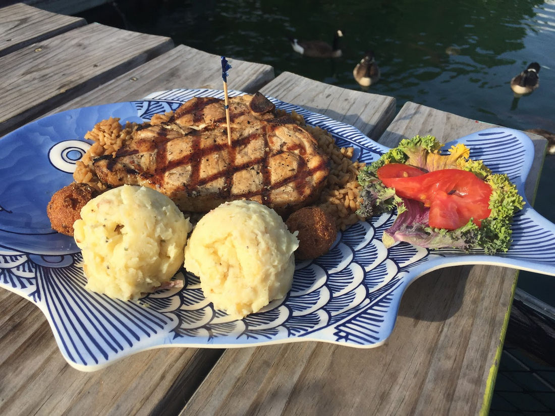 Restaurants on Tims Ford Lake