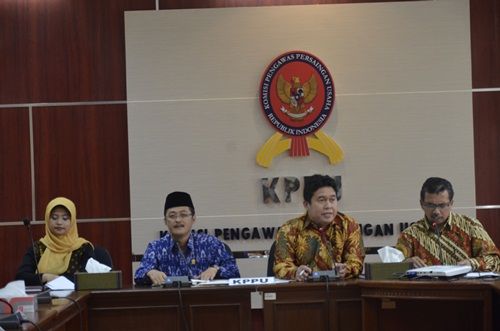 M. Afif Hasbullah Resmi Jadi Ketua KPPU, Ini Profilnya - Trenasia.com M. Afif Hasbullah Resmi Jadi Ketua KPPU, Ini Profilnya - Trenasia.com
