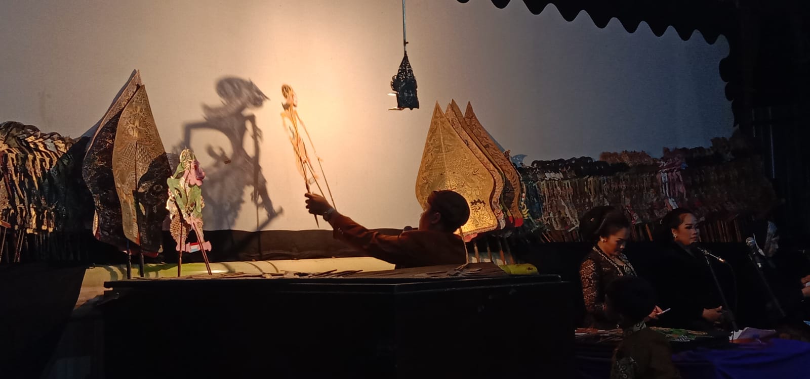 Peringati 131 Tahun Museum Radya Pustaka, Hadirkan Wayang Kulit Gedhog ...