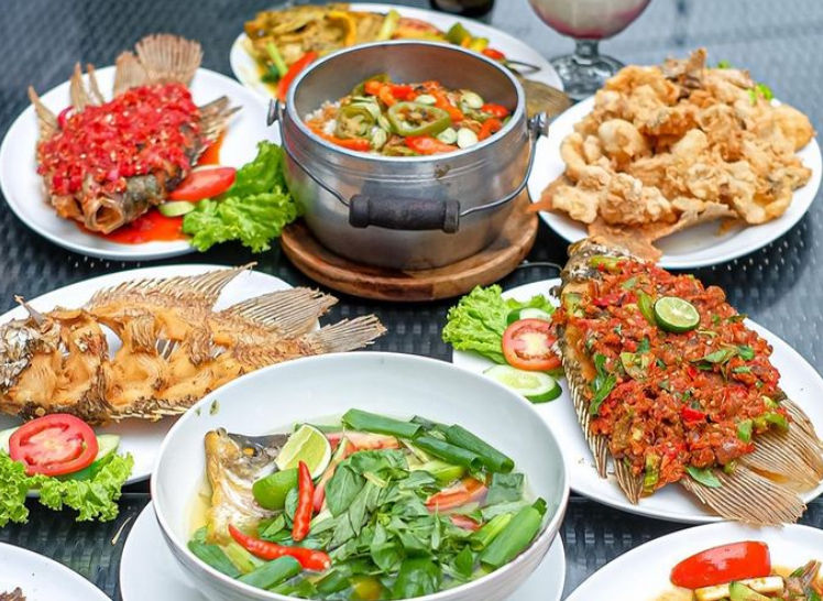 Lalawuh Sunda Tawarkan Menu Gurami dan Beragam Menu Masakan Sunda di ...