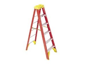 Werner Fiberglass Twin Stepladder Type IA Duty Rating 300lb 6' at Ashby ...