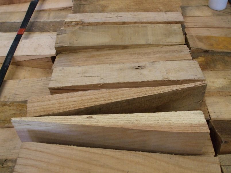 2" x 4" x 30' Oak Wedge at Triple Son Wholesale Timbers Inc | Blocks ...