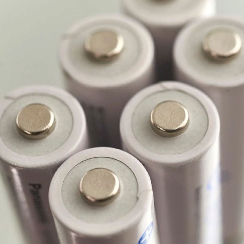 Everyday-Use Batteries | Electrical