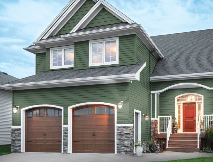 Royal Estate - Shamrock | Royal Siding & Accessories