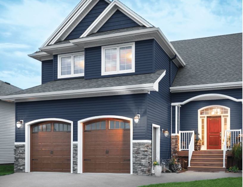 Royal Estate - Marine Blue | Royal Siding & Accessories