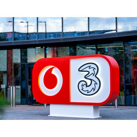 Vodafone UK launches new 5G Broadband service - Telecompaper