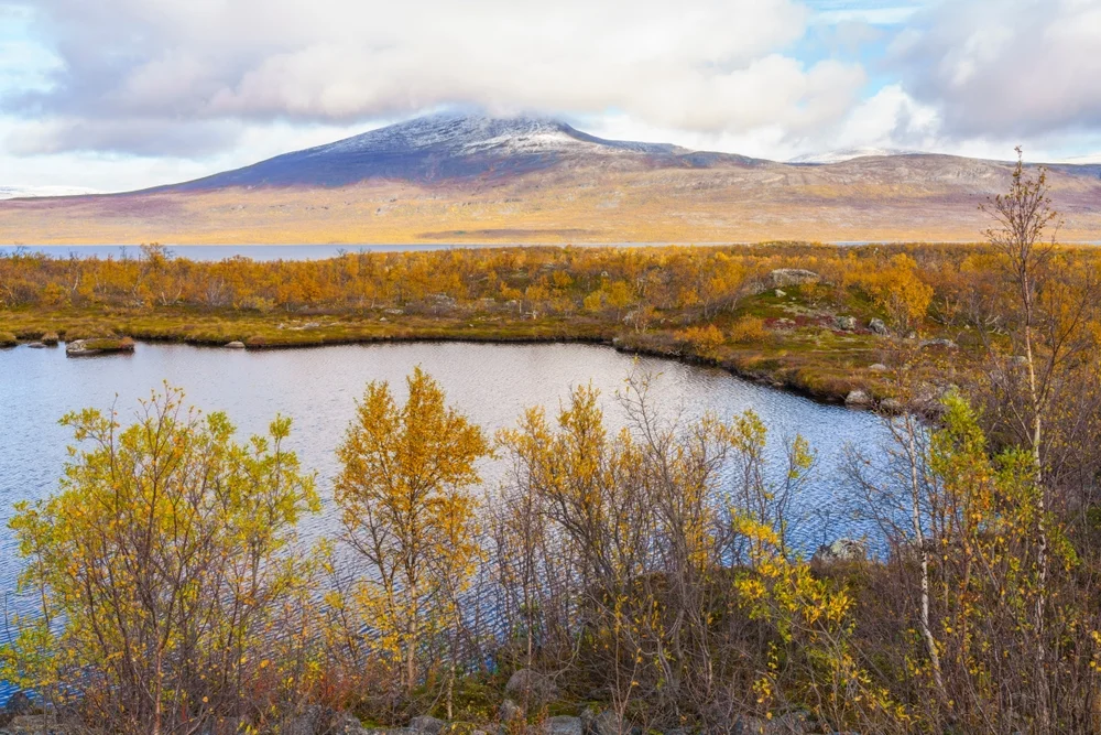 Top 20 Lakes in Sweden | Top Natural Attractions & Scenic Spots - Travalot