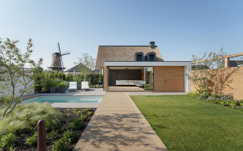 De tuin van AVV hoveniers: Moderne luxe met strakke lijnen