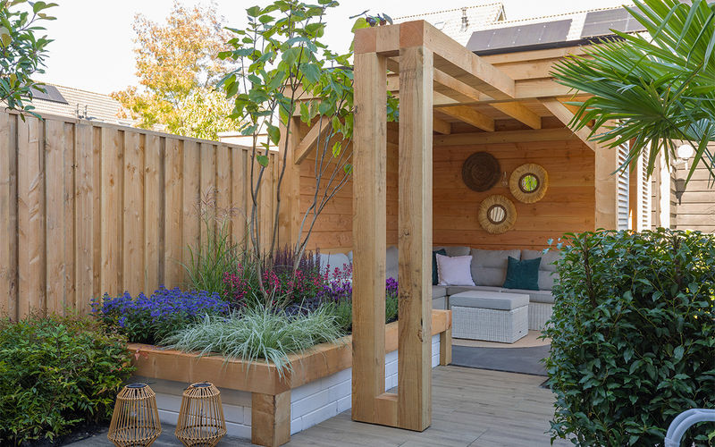 Kies de juiste houtsoort voor jouw tuinproject