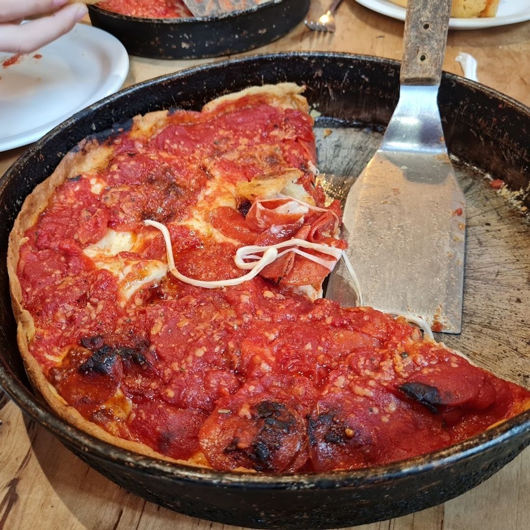Lou Malnati's Pizzeria, Chicago, IL, Seen On You Gotta Eat Here