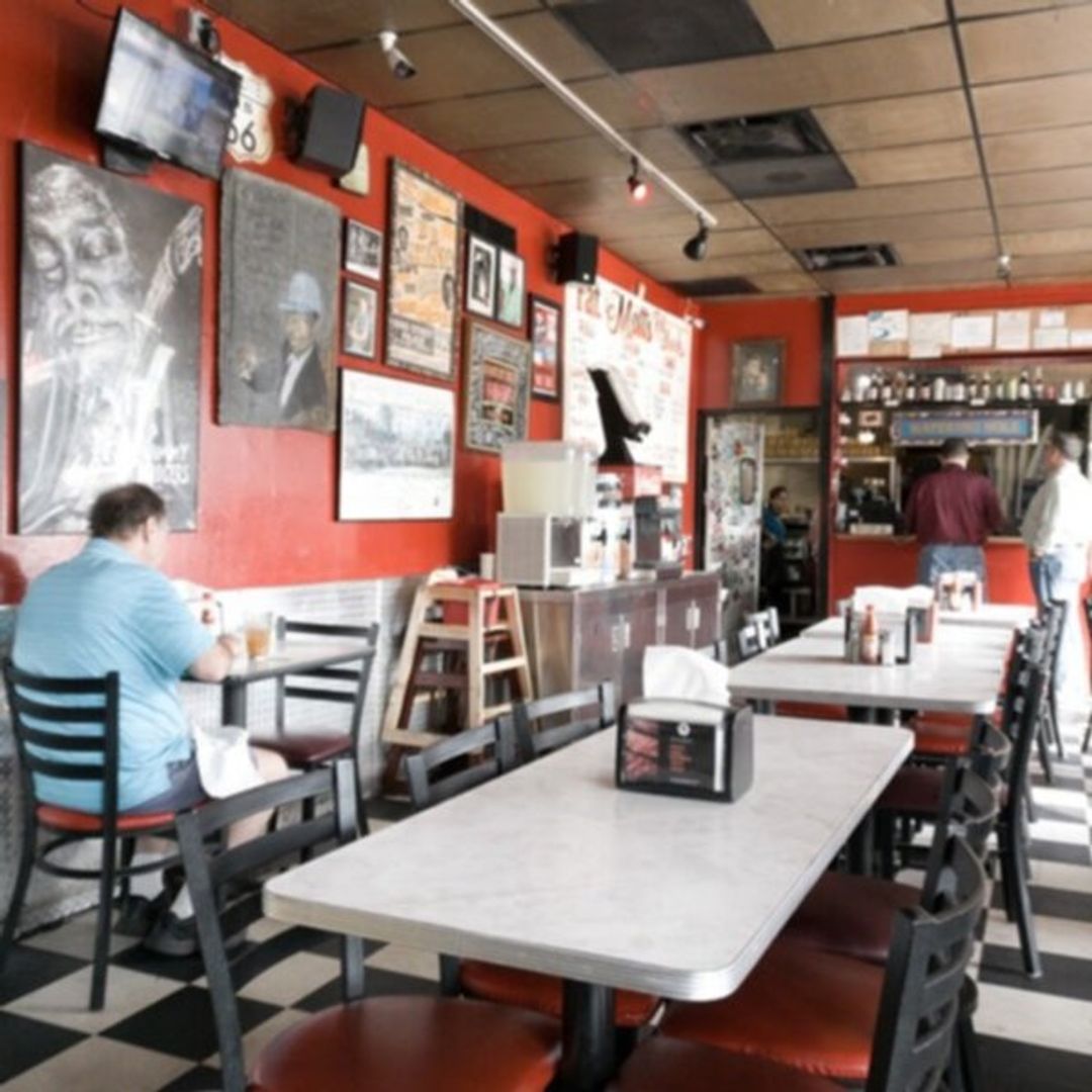 Fat Matt's Rib Shack, Atlanta, GA, Seen On The Layover