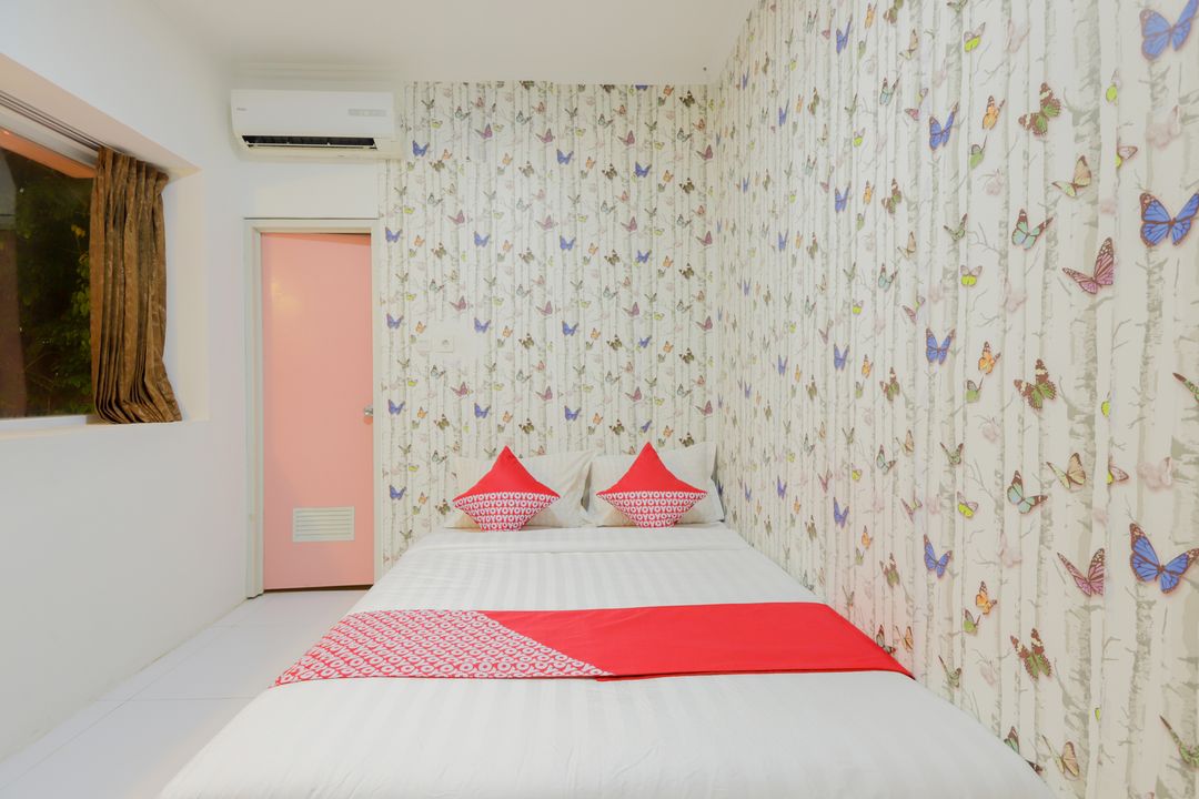 OYO 878 Loka Indah Residence Near Lokasari Square, West Jakarta - Disc ... OYO 878 Loka Indah Residence Near Lokasari Square, West Jakarta - Disc ...