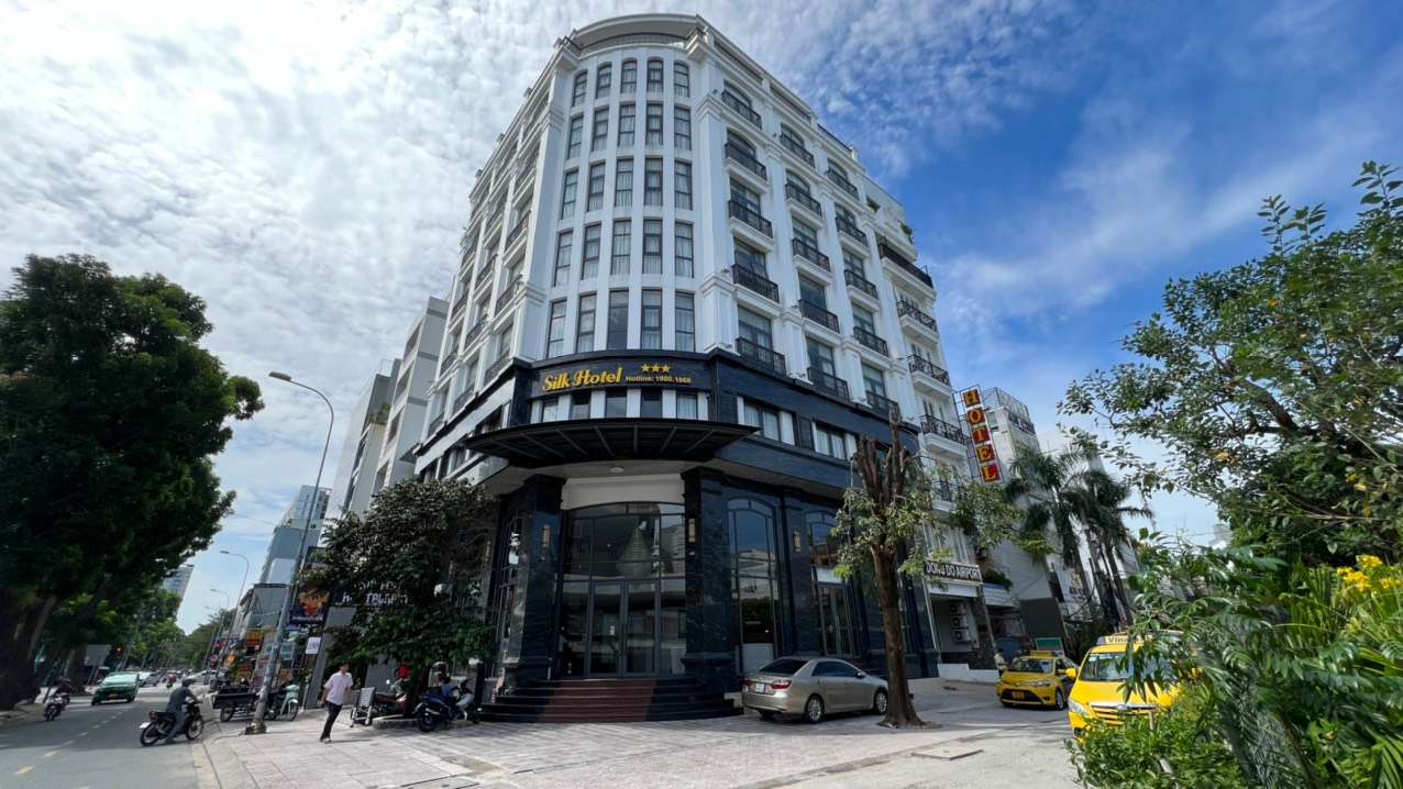 Khách sạn Silk Hồng Hà (Silk Hong Ha Hotel), Giá giảm 30%, Ảnh & Review chân thật