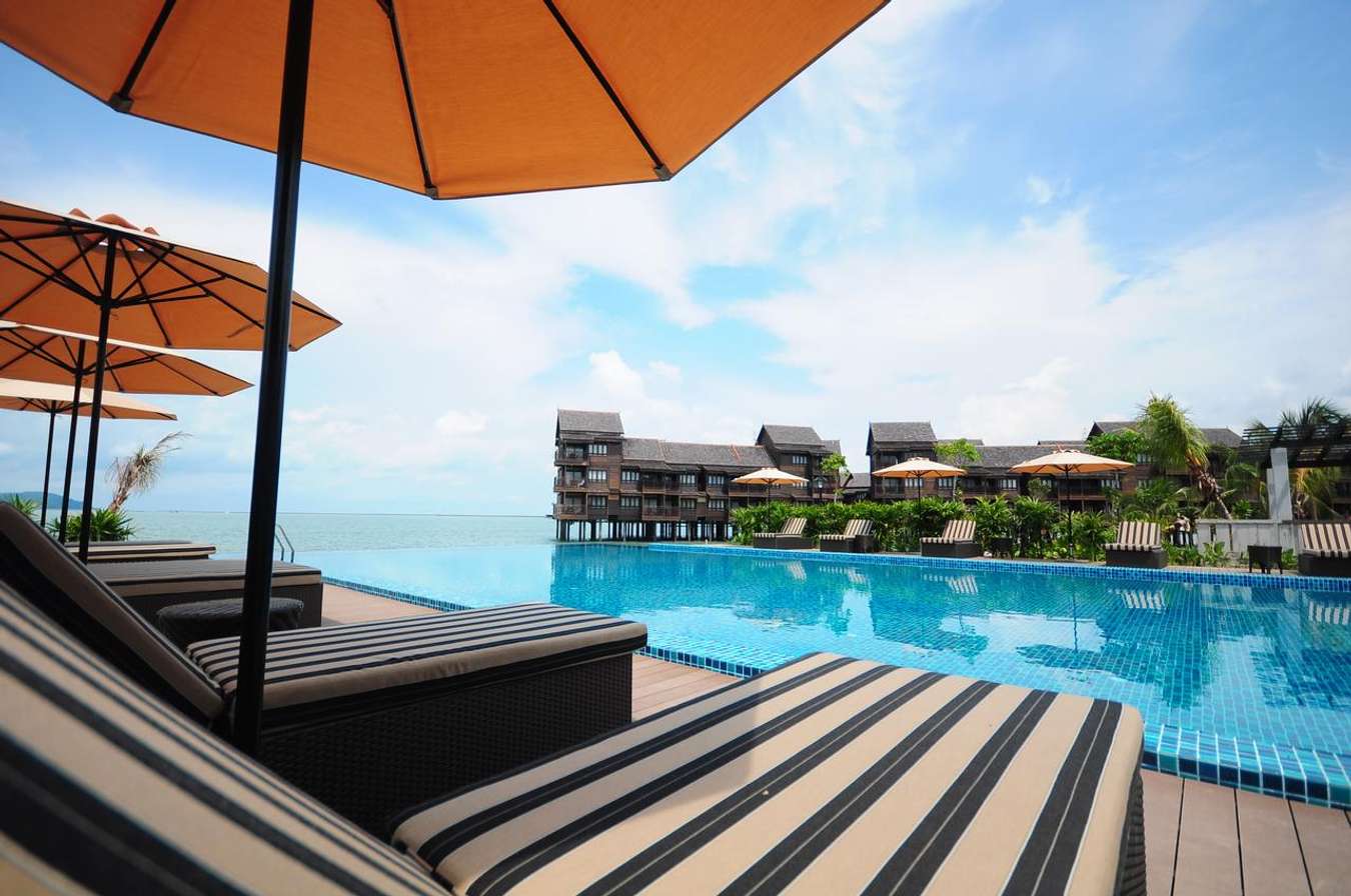 7 resort tepi pantai yang akan buat anda mahu bercuti sekarang ⛱
