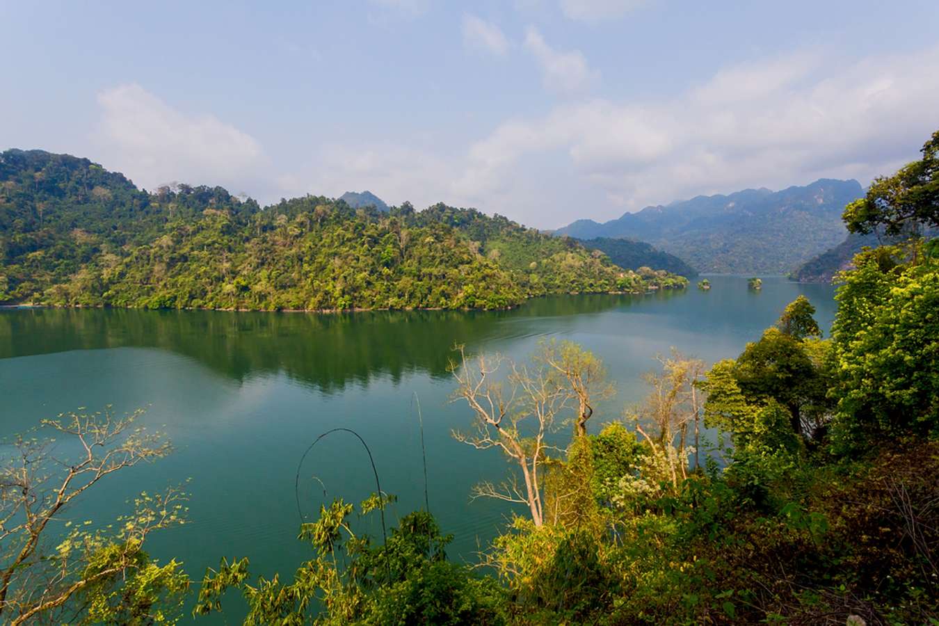 5 serene lakes in Southeast Asia where you can find some peace and quiet