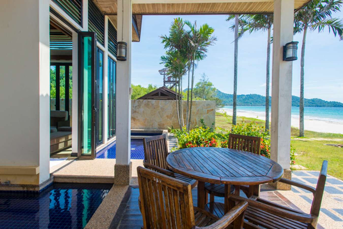 9 romantic hotels and resorts that won’t burn a hole in your pocket