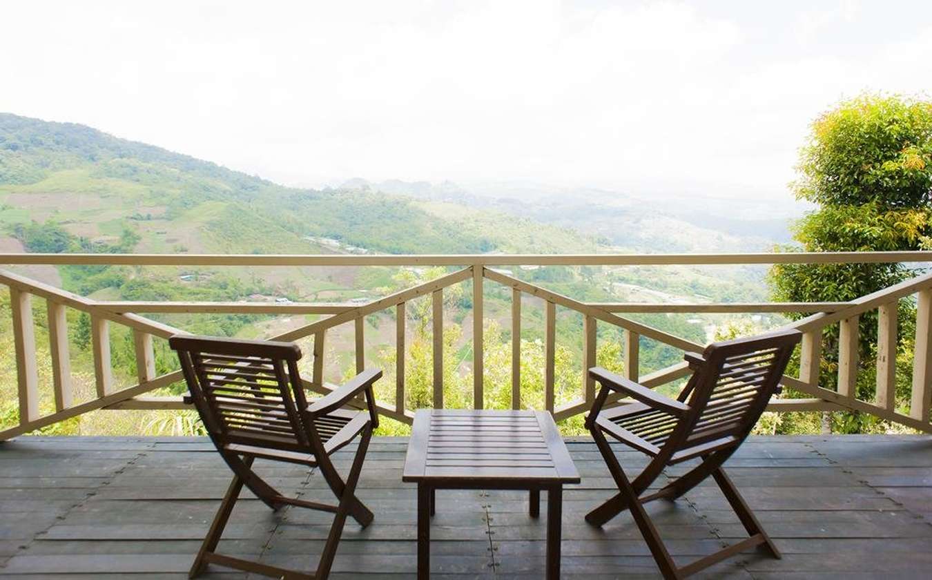 Discover the spectacular scenery of Mount Kinabalu at these refreshing ...