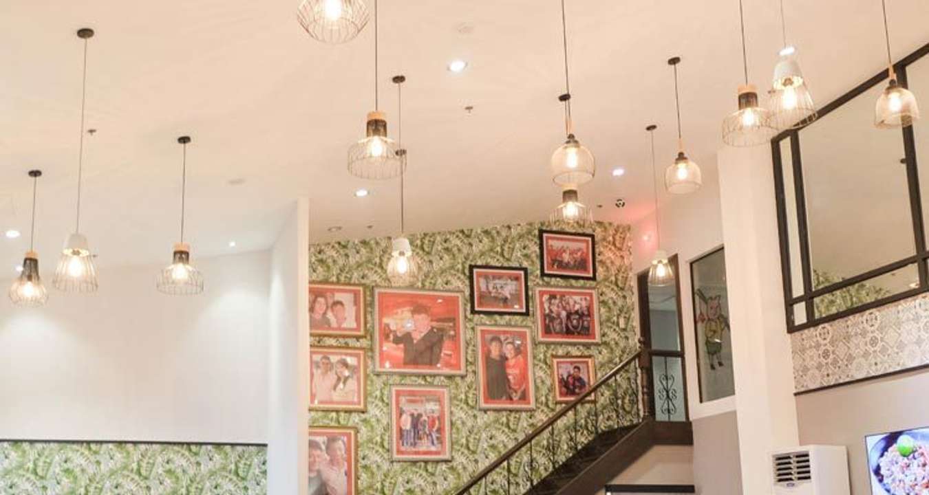 Rico's Lechon in BGC: A Taste of Cebu in Manila