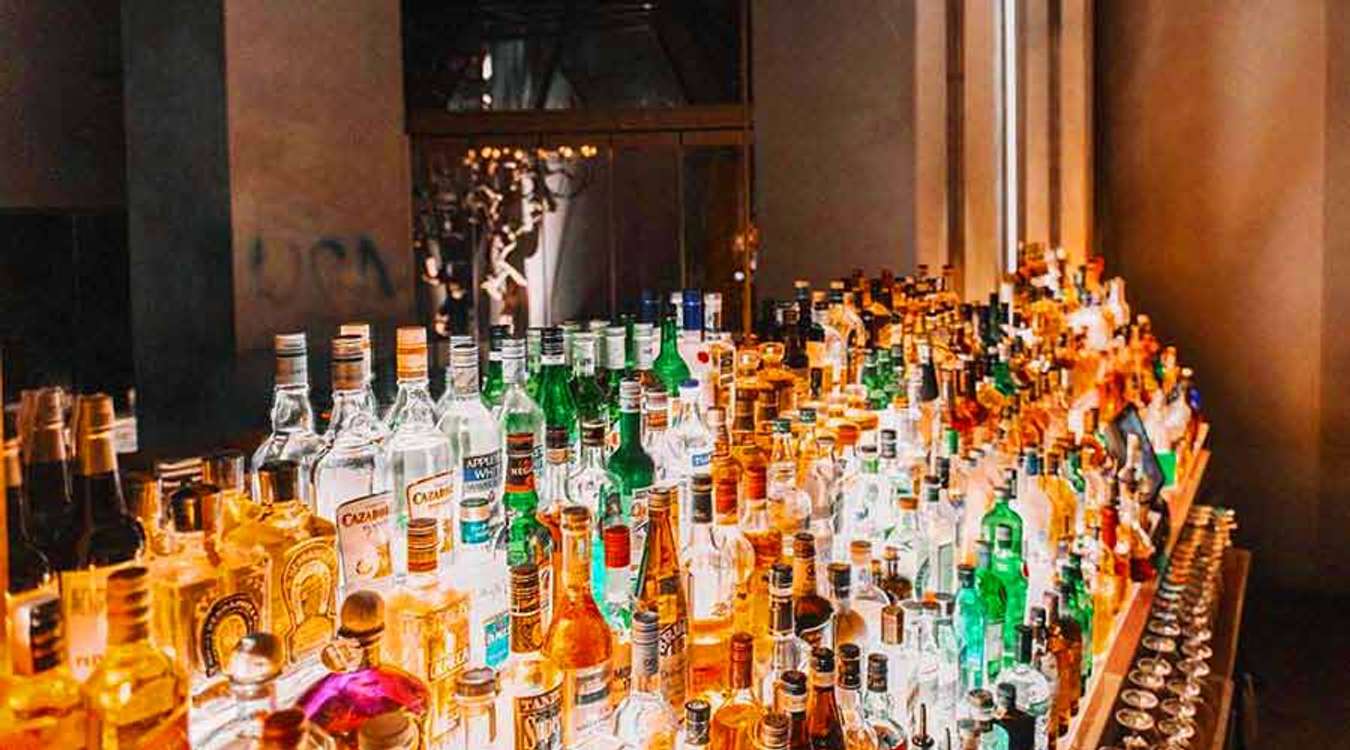 20 Best Bars in Manila for an Awesome Night Out