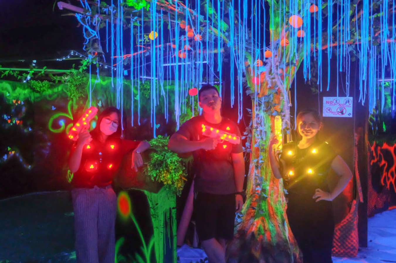 สยามเลเซอร์เกม SIAM LASER GAMES ชวนลงสนาม ขยับแข้งขา จับปืนออกท่า บู๊ ...