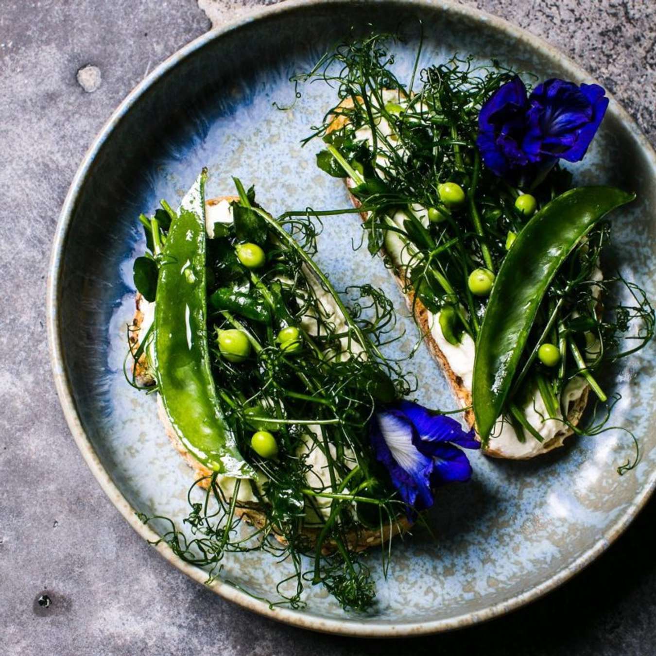 ปักหมุด 15 ร้านนั่งชิลล์ในสิงคโปร์ ชอบดื่ม ชอบกิน ฟินแน่นอน!