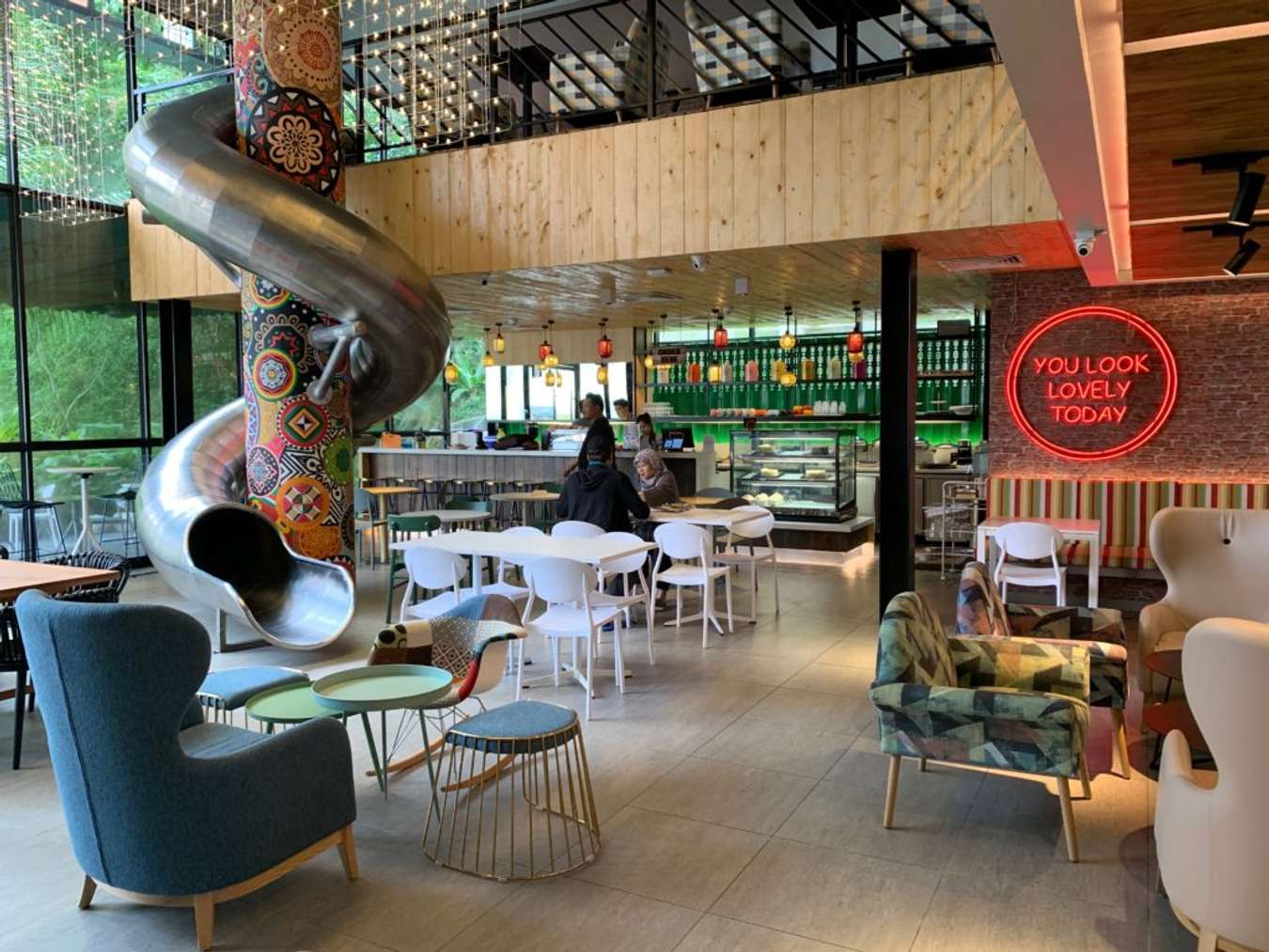 Toojou: Where travel, social and professional meet