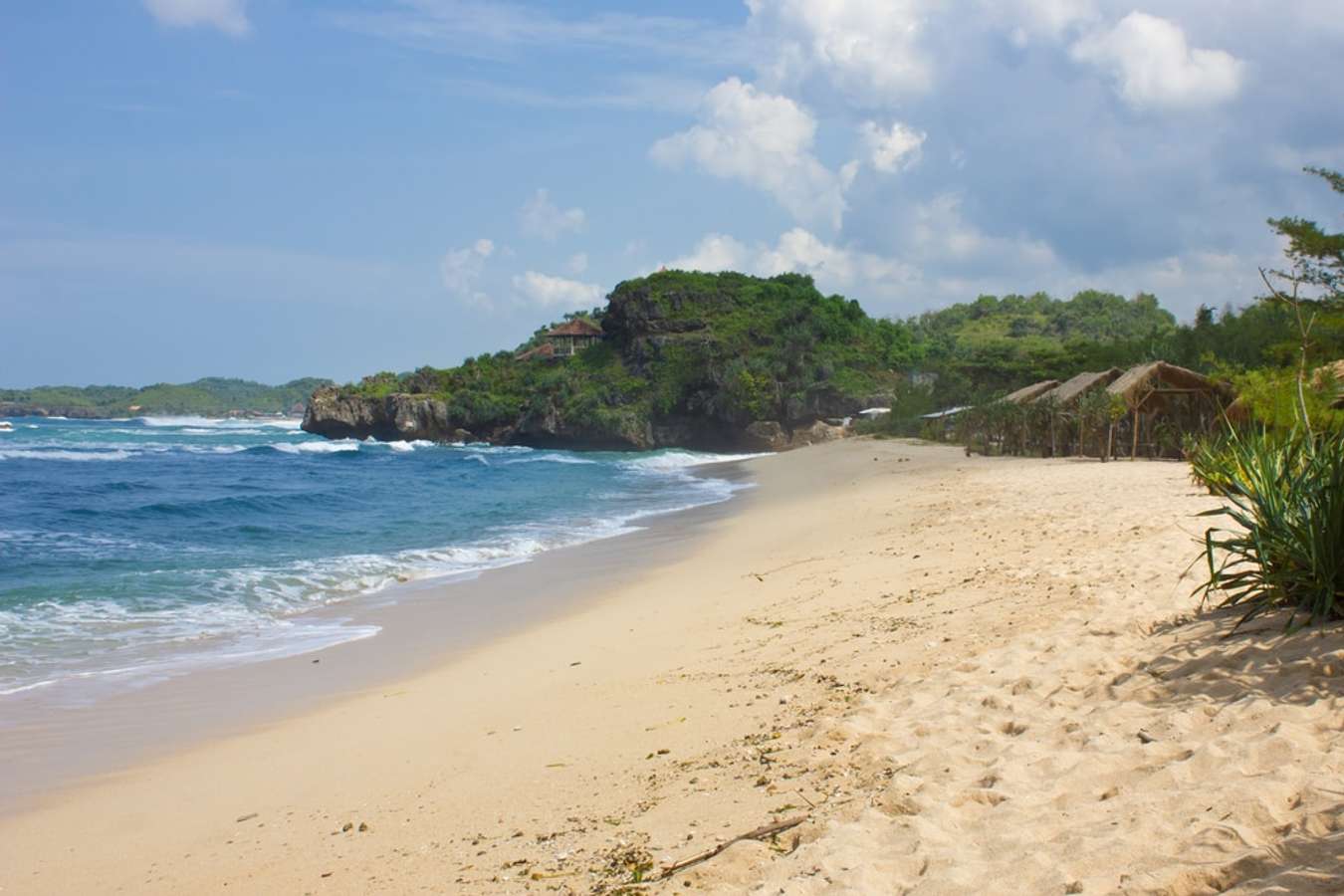 Pantai Sepanjang, Replika Pantai Kuta Versi Jogja