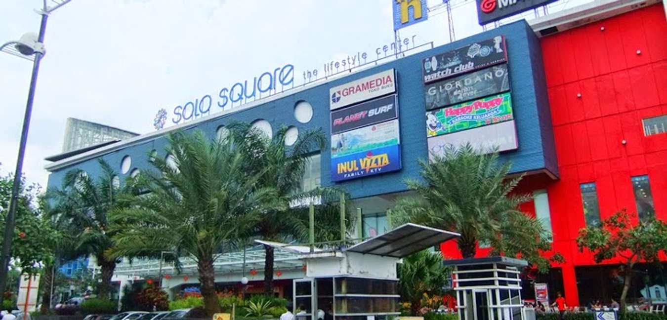 10 Wisata Belanja dan Mall di Solo Paling Legendaris