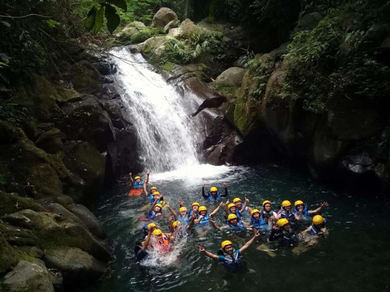 5 Destinasi Wisata Domestik untuk Para Petualang