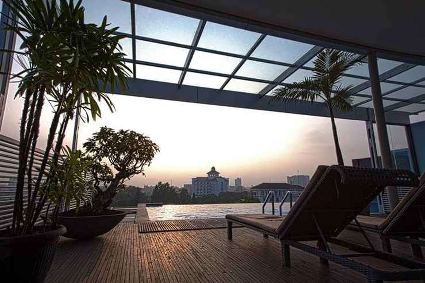 12 Hotel dengan Infinity Pool di Bandung yang Memiliki View Terbaik