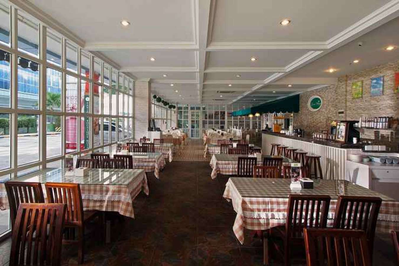 7 Rekomendasi Hotel dengan Restoran Terbaik di Medan untuk Manjakan Lidah