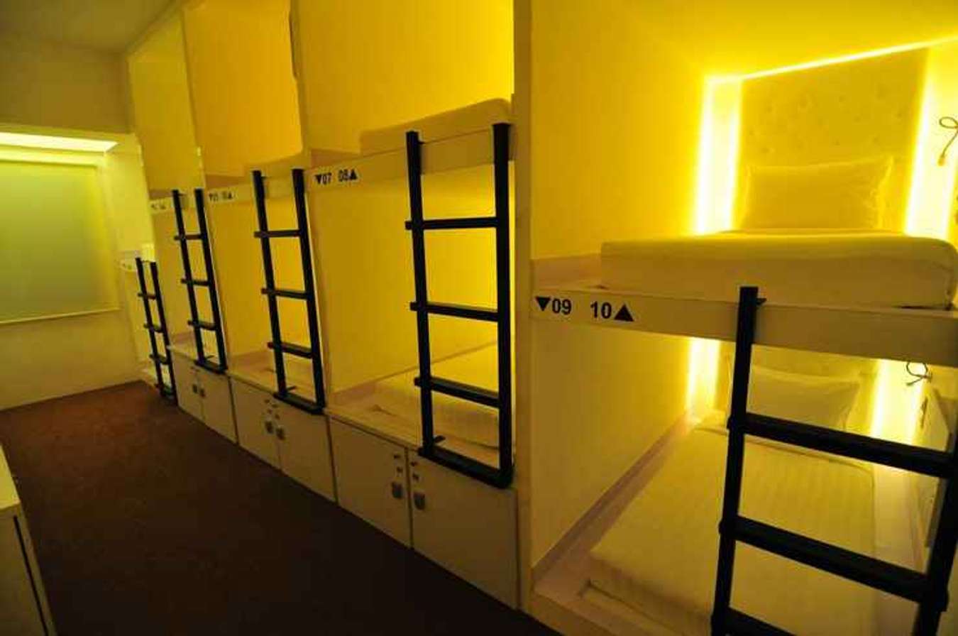 12 Hotel Kapsul di Jakarta untuk Alternatif Akomodasi Backpacking yang ...