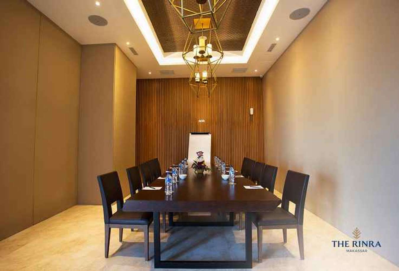 9 Hotel dengan Fasilitas Ruang Meeting di Makassar