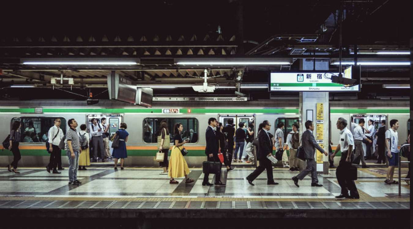 Japan Etiquette 101: Your Guide to Nippon Manners and Customs