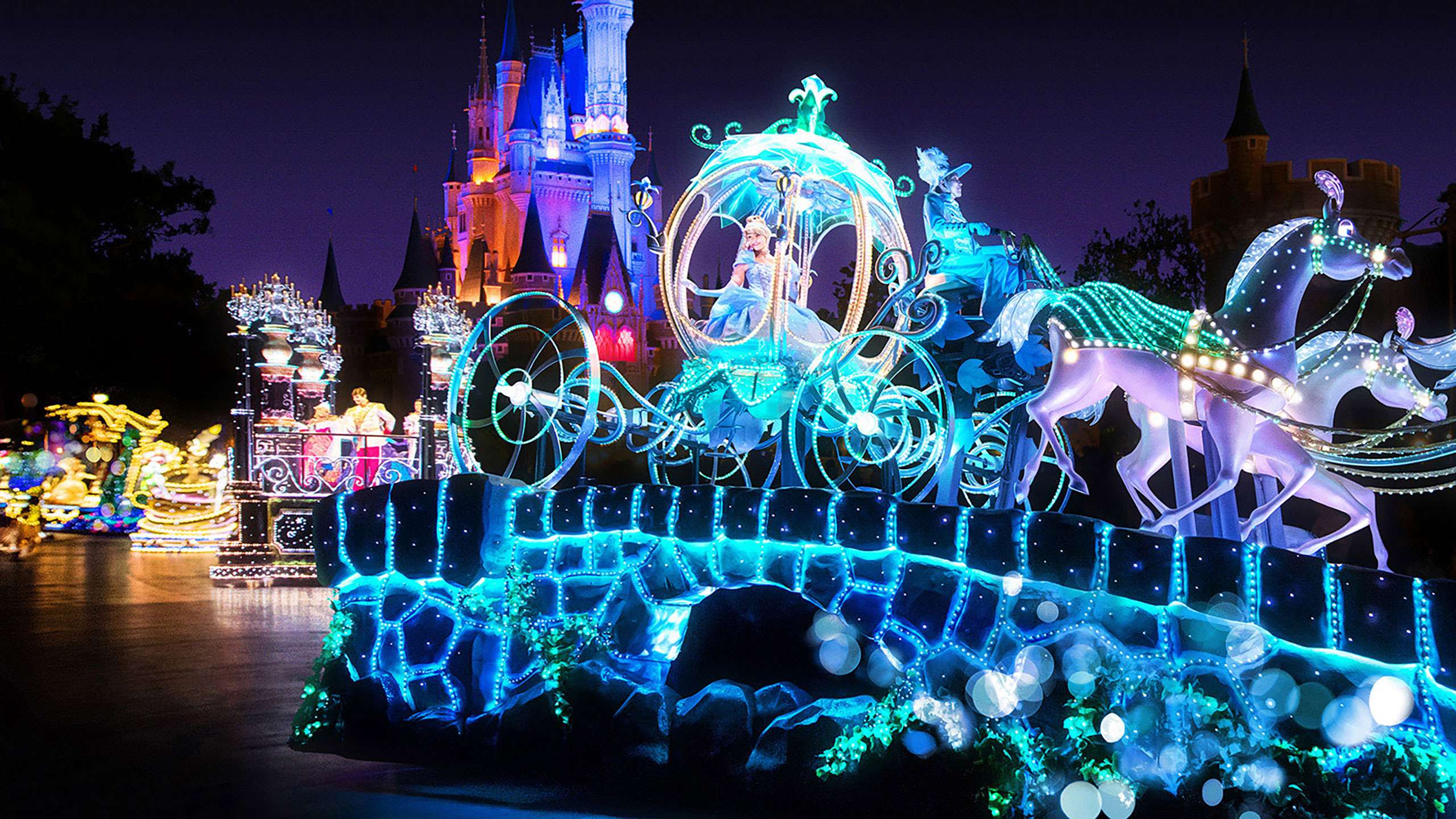 Liburan ke Tokyo Disney Resort: Pilih Tokyo Disneyland atau DisneySea?
