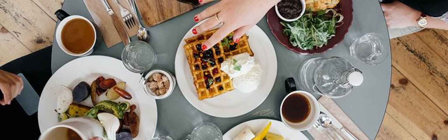 4 Jenis Menu Breakfast Hotel yang Wajib Kamu Coba Saat Menginap