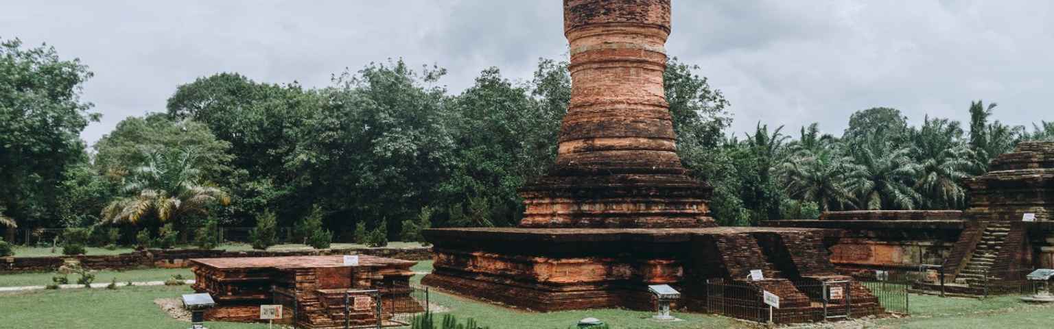 5 Destinasi Wisata Candi di Sumatera Terpopuler