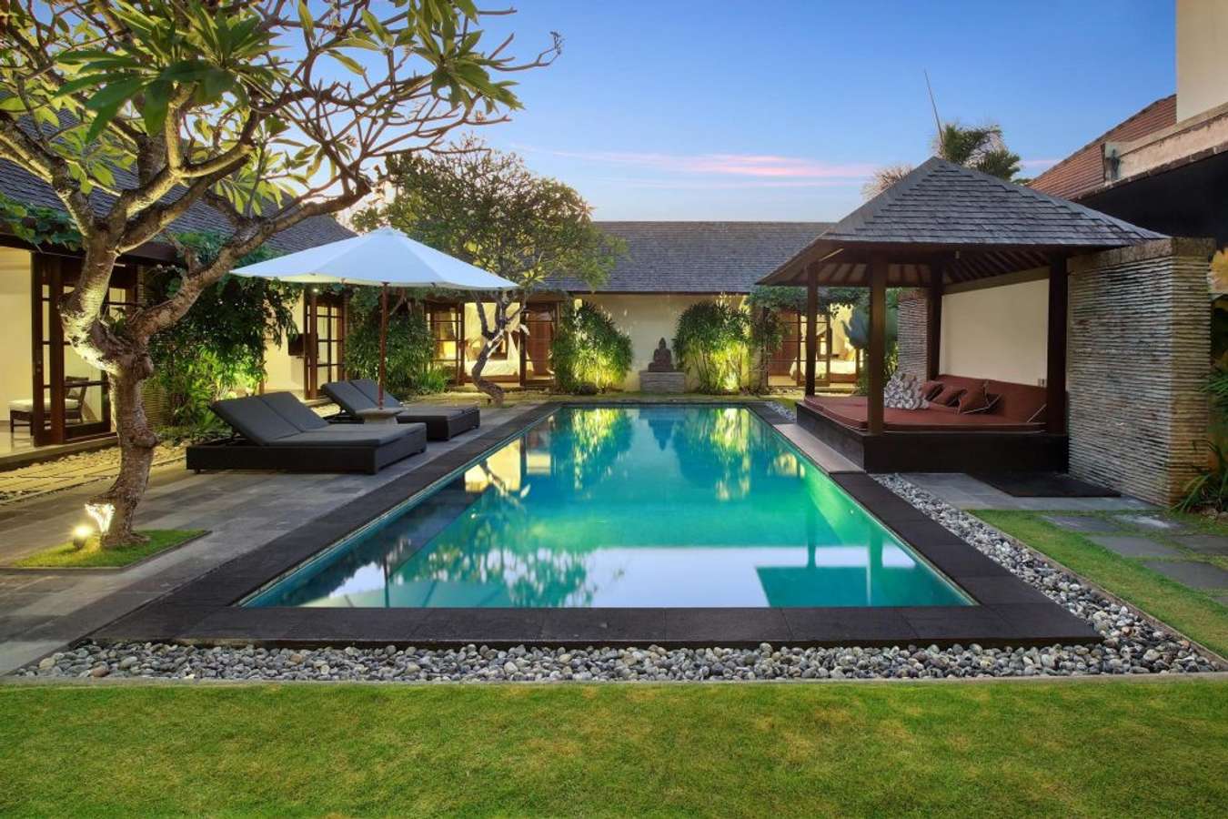 10 Villa dengan Private Pool di Bali yang Cocok untuk Staycation ...