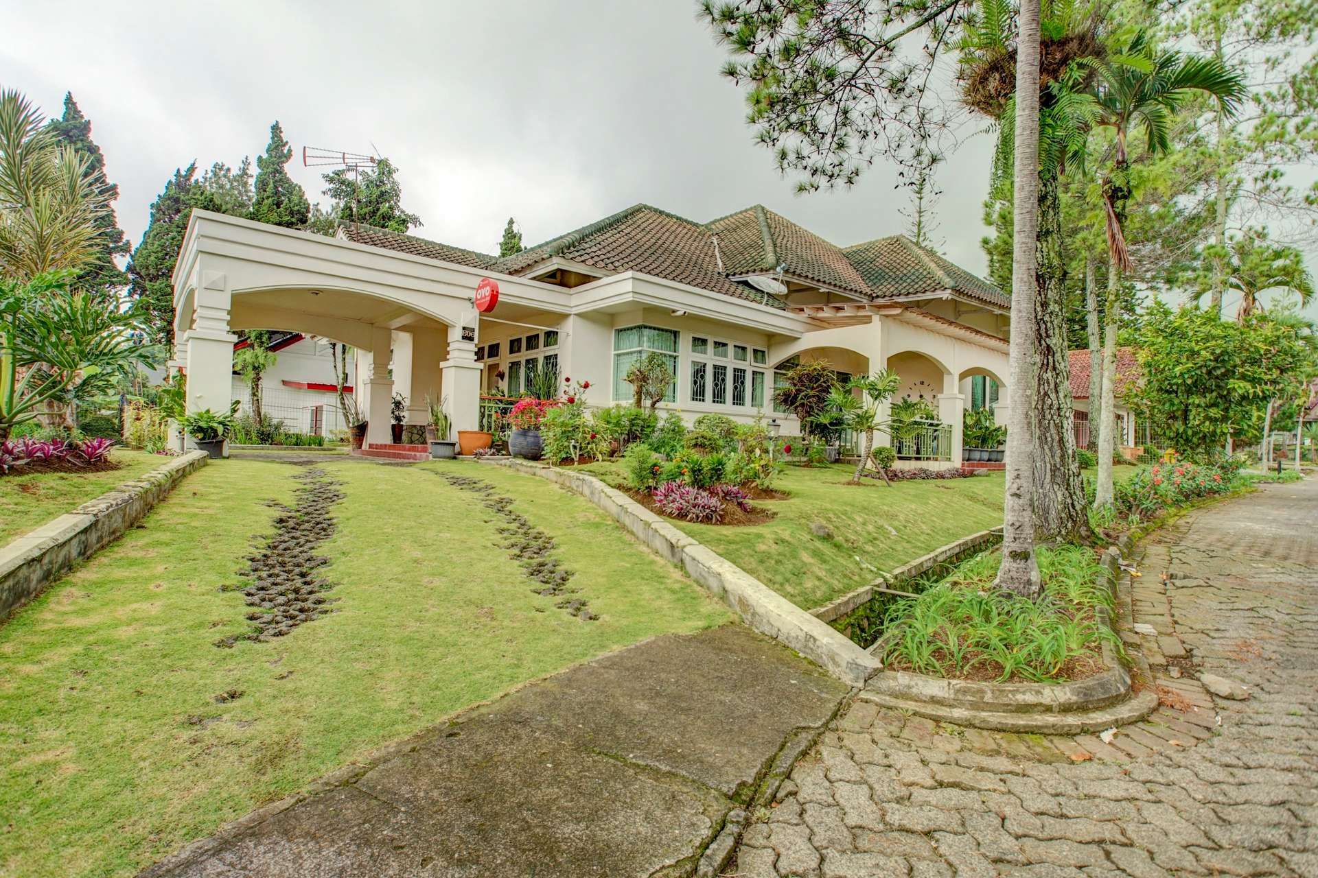 17 Pilihan Hotel di Sentul Bogor untuk Staycation