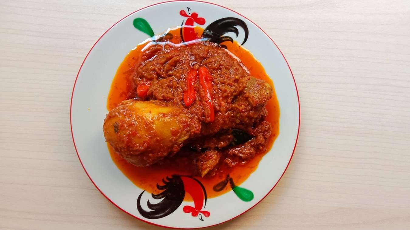 Mencicipi Berbagai Jenis Rendang yang Lezat