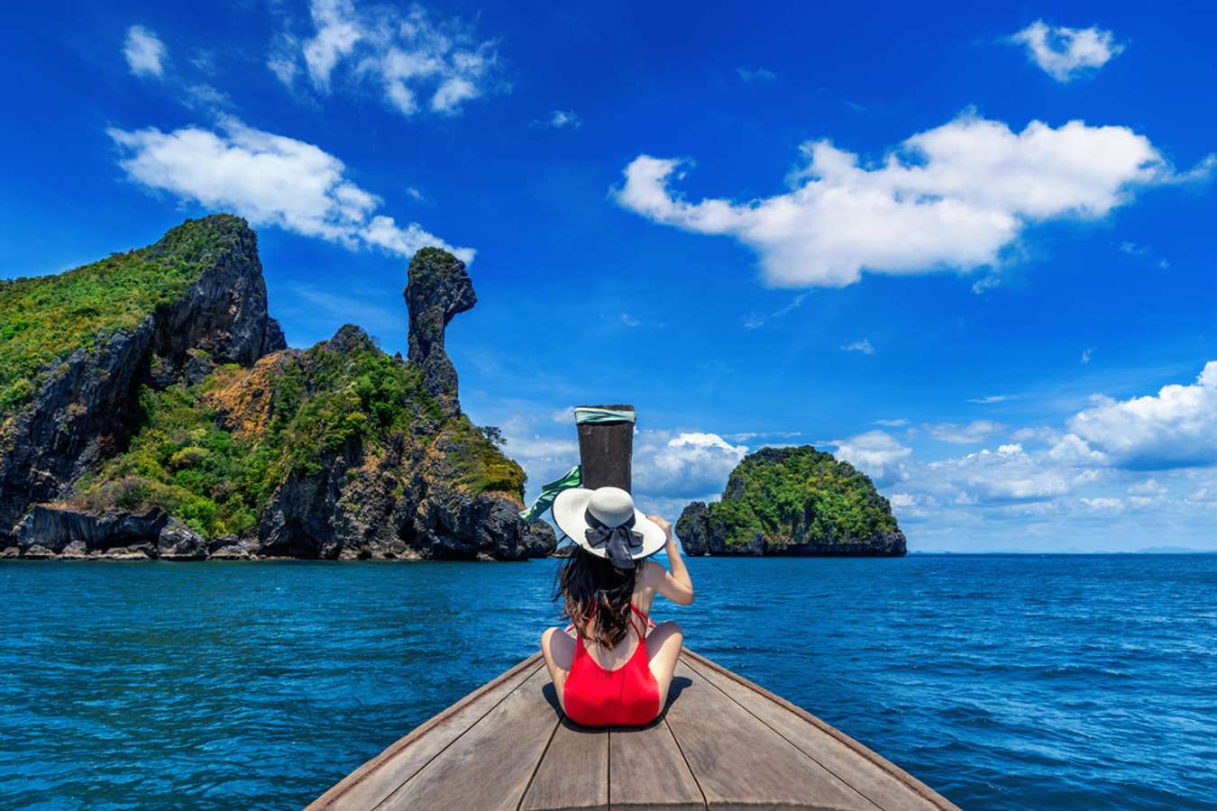รวม 20 เกาะในประเทศไทย เที่ยวได้ไม่มีเบื่อ