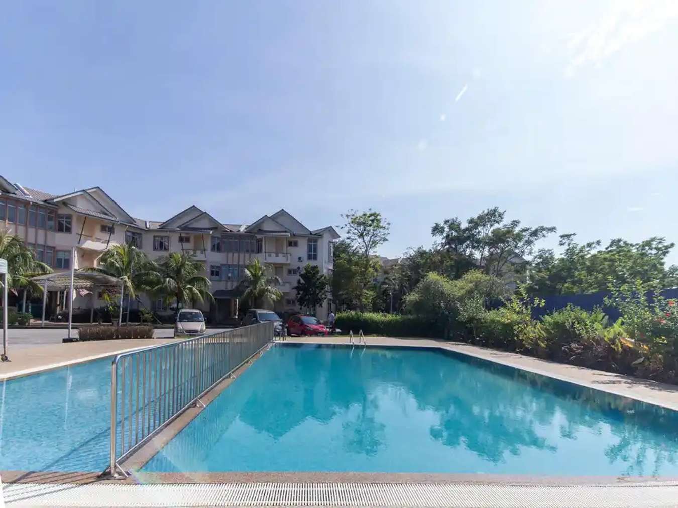 5 Rekomendasi Hotel dengan Fasilitas Kolam Renang di Sepang