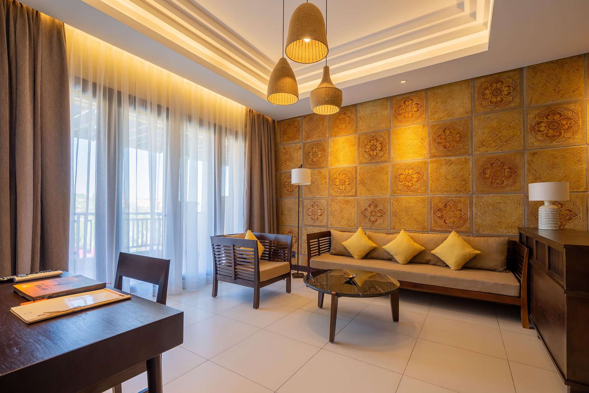 Review Pandanus Resort: làng chài bình yên giữa thành phố biển